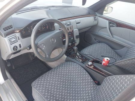 Продам w210 E320
