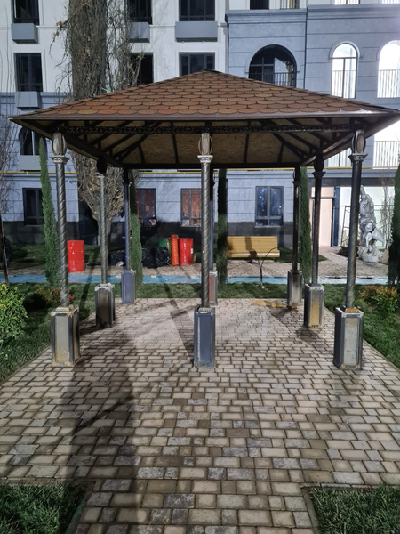 Беседка со скамейкой