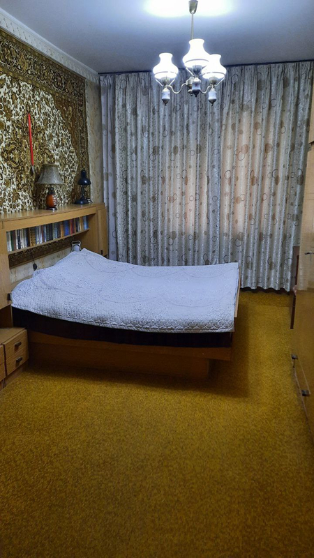 Срочно Продаю 3х-комнат На Лисунова-4
