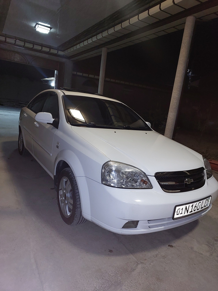 Lacetti  1.8 A/T 2009 y