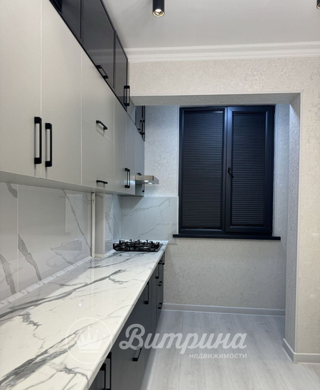 Продаётся 3-комнатная квартира около Вестмистера
