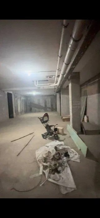 НЕ ЖИЛОЕ ПОМЕЩЕНИЕ Массив Карасу 2 линия  400м2 6 окон 4 сан узла