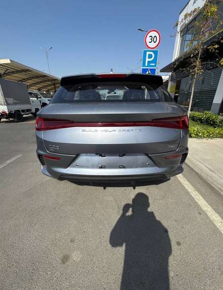 BYD E2 full \\nLuxury 405 km запас хода\\nВ двух цветах- \\n\\nбелый-17500$
