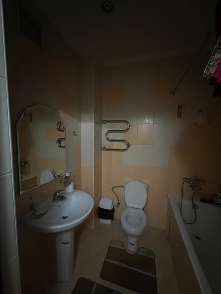Продается  6/8/8 габус 232 кв  метро Ойбек , чехова , Легион