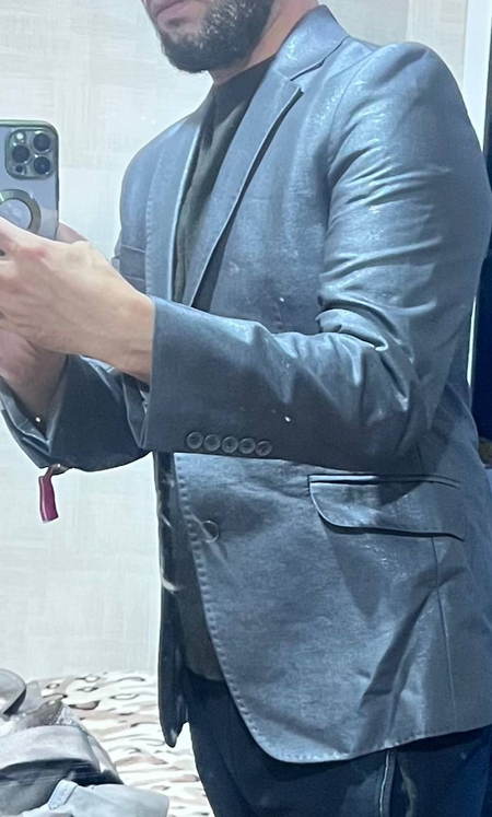 Kastyum shim sotiladi