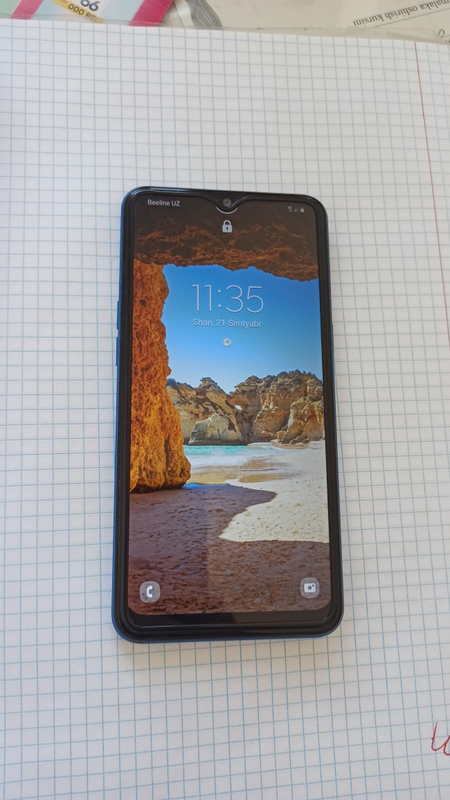 Samsung A10s holati ideal