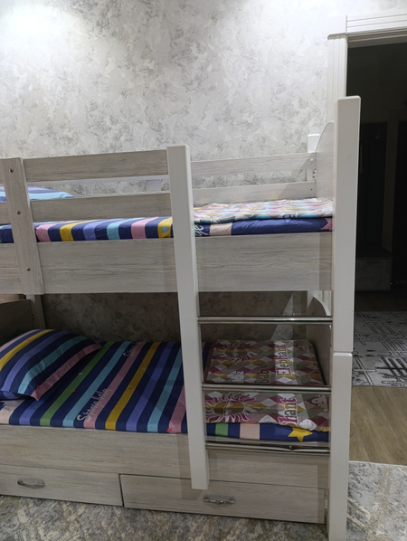 Detskiy kravat holati yaxshi