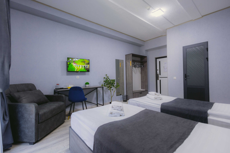 Барча шароитларга эга қулай мехмонхона (BeshChinor Hotel)
