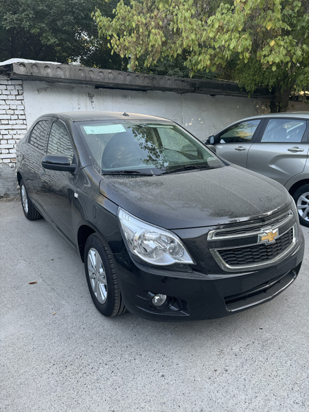 Cobalt yangi bez probeg qora rang