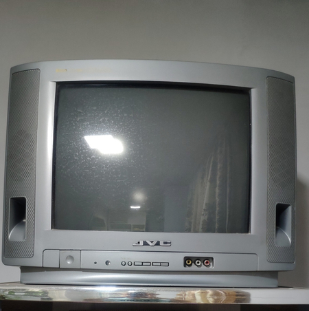 Televizor JVS ko'rsatishi zo'r
