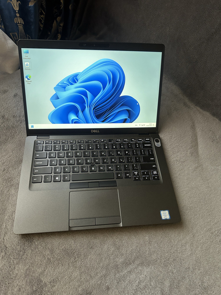 Срочно ! Dell core i7 16gb ozu IT dasturlash ofis trading