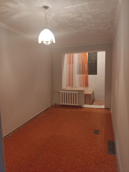 Куйлюк 3массив метро 5я станц 1комн 3эт рем/средн 28м² галерейн плана