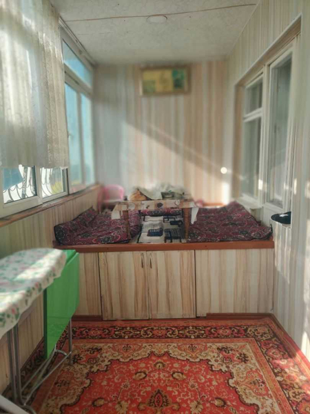 Срочно Продается квартира в Шайхантахурском районе 4/5/5 (J3773)