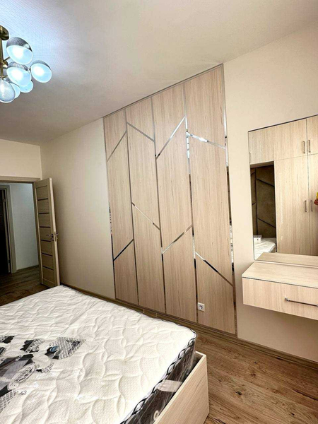 OLMAZOR BIZNESS CITY 2-комнатная новая, никто не жил 700$ договорная