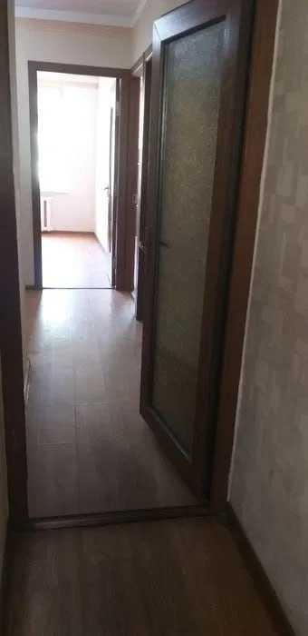 Чиланзар 15кв 3.4.5\\nкирпич 65м² сред.ремот\\nбалкон 2/6 хонаси разделний