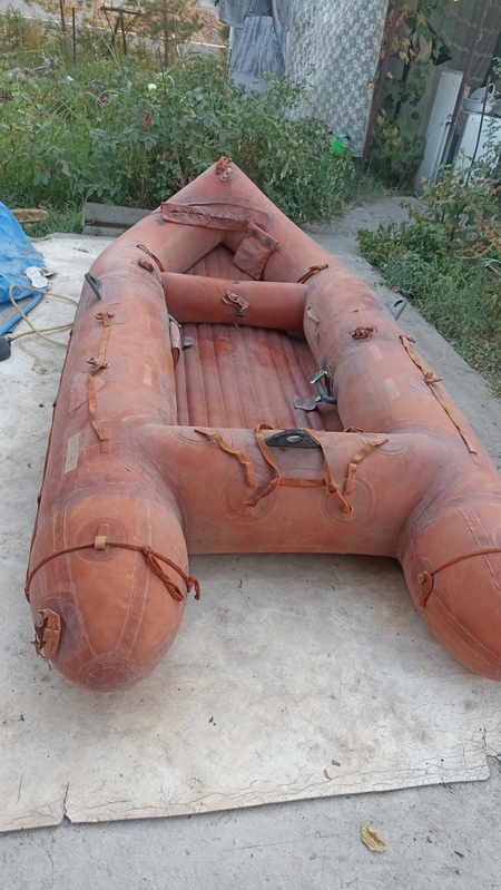 Лодка надувная лаз-3