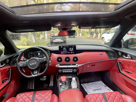 KIA Stinger GT 3.3