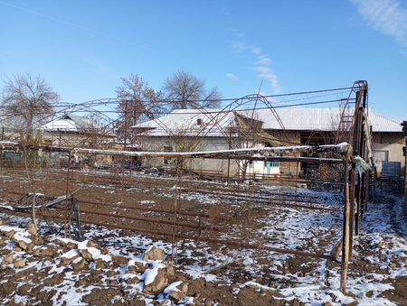 Продаётся участка на районе Чиноз