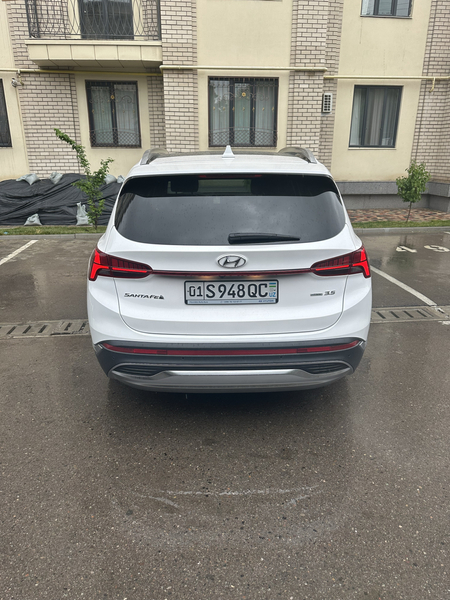 Продам Hyundai Santa fe 2021/22 full 3,5 мотор