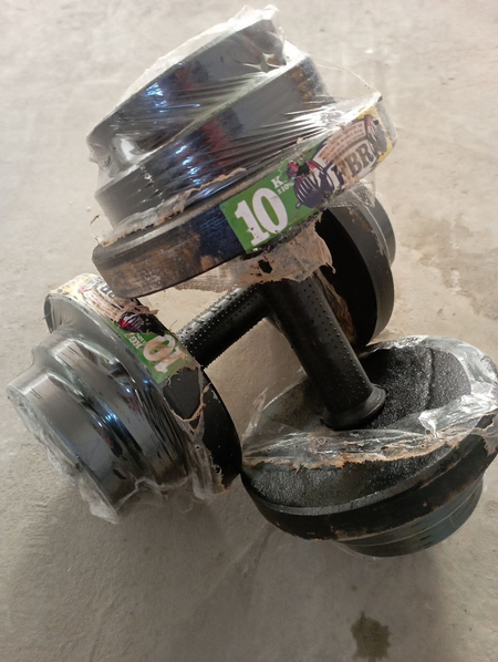 Gantel 14 000 dan kg