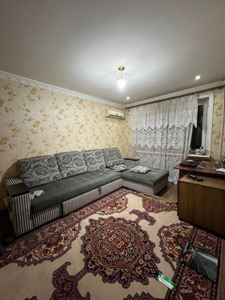 Сдается квартира, Чиланзар 9 квартал, 1/4/4