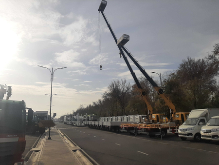 Avtobozor Tashkent INDEX da do'kon/Магазин в авторынке Ташкент Индекс