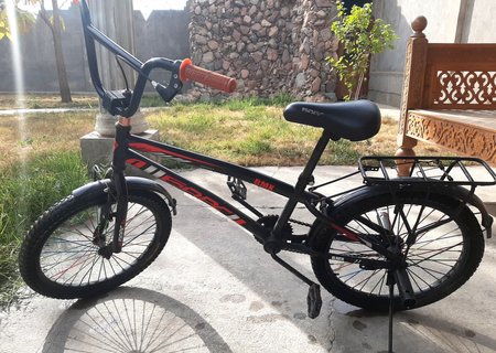 Bars sport velosiped sotiladi 850000 som