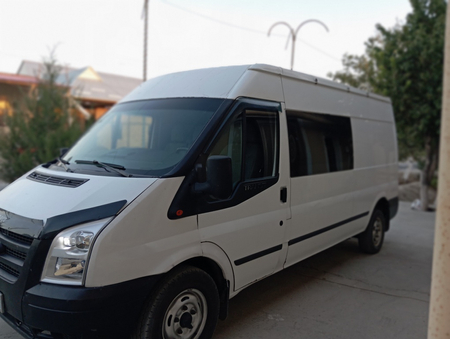Ford Transit 2011-yil