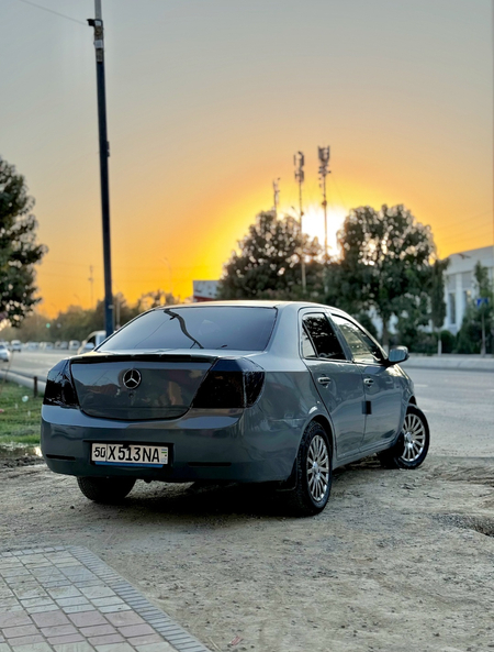 Srochno sotiladi narxini kelishamiz