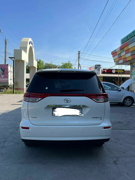 Toyota Previa 5    yili 2014