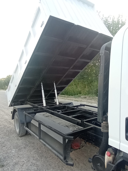 ISUZU сотилади 2009 йил