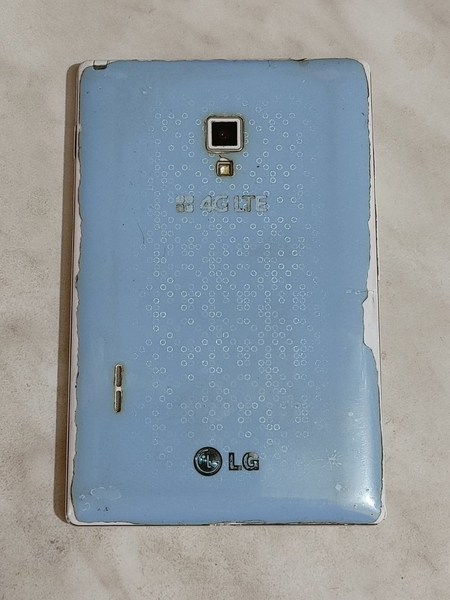 LG Vu 2 смартфон
