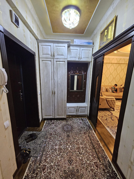 Срочно продаётся 2-х комн квартира в Сергели строител, 2/7/9
