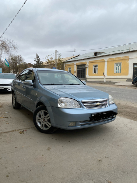 lacetti 2011 sotiladi