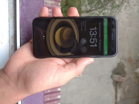 Iphone SE 2020 holati ajoyib