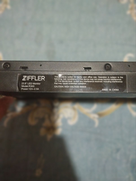 Продам монитор Ziffler R300 24