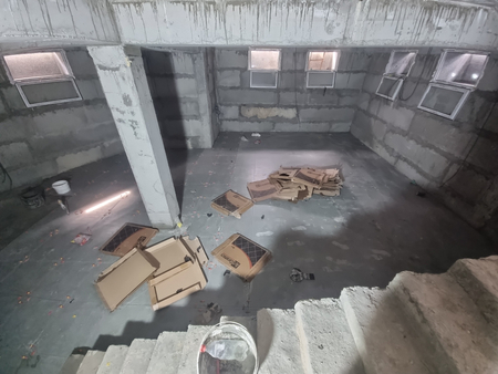 Четырехуровневое здание 435м² в на первой линии.