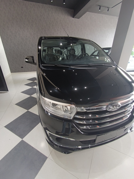 JAC M3 9 kishilik sotuvda tayyor