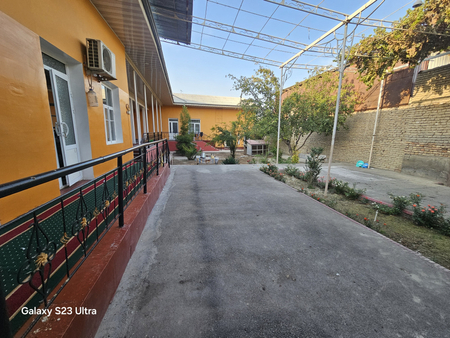 Xovli Uy sotiladi ermozor masjid oldida