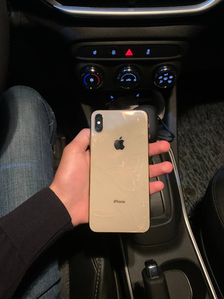 Iphone XS MAX 200$