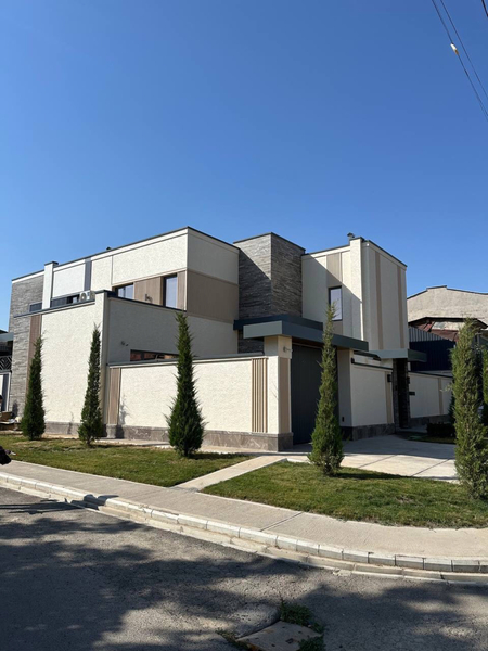 Продается Евро дом Ор-р: Хувайдо 235м2