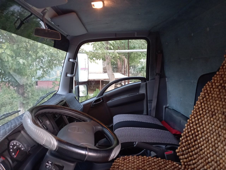Isuzu  yuk furgon CNG