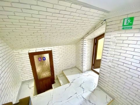 Чиланзар13 30м² подвальное помещение вдоль дороги
