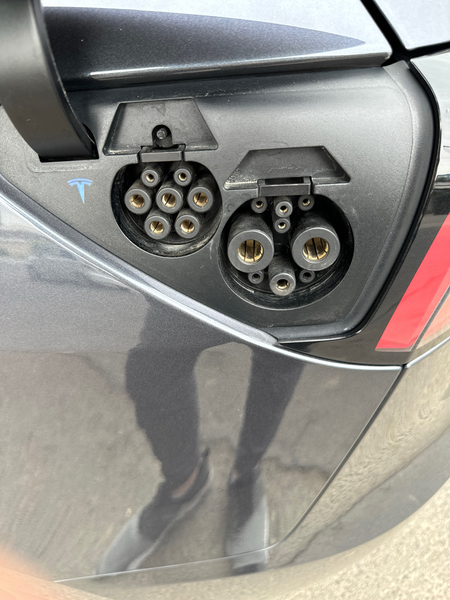 Srochno  Tesla Model Y  Standart