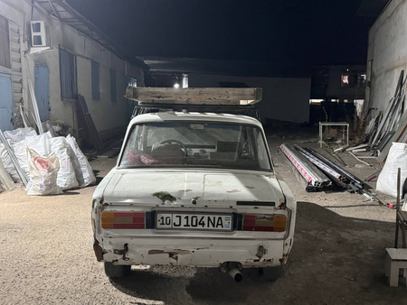VAZ 2106 sotladi
