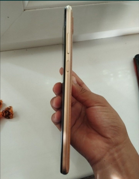 HUAWEI Y 6 yahch sastayanie