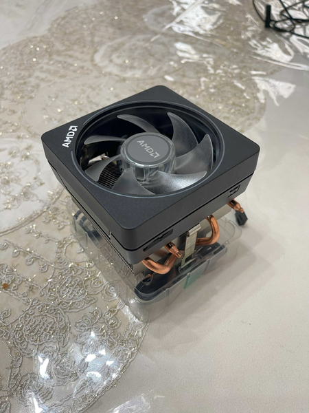 Продам боксовый кулер от Amd Ryzen 9 7900