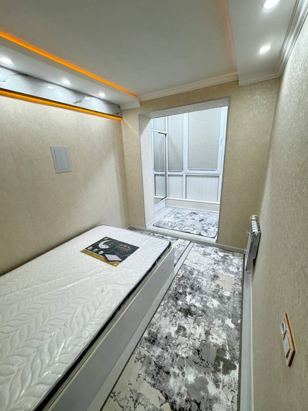 Продается 1в2/2/4 на Саламатина