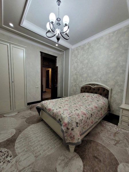Продается Евро дом Ор-р: Ракатбоши 500м2