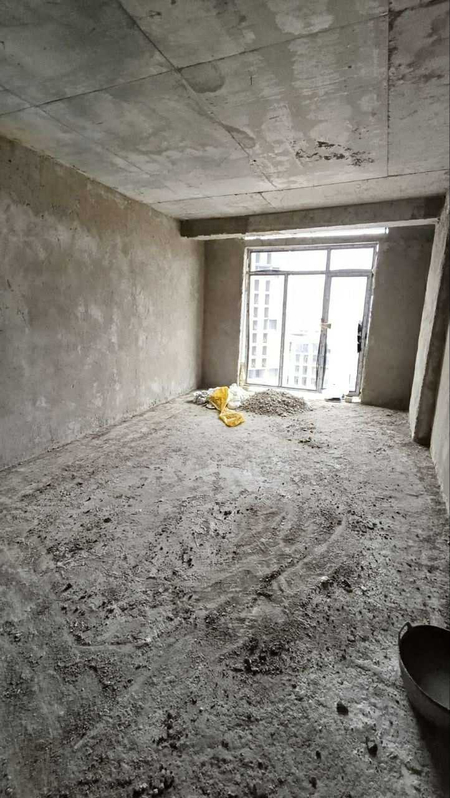 Срочно продам 3-х комнатную в Мирзо-Улугбекском р. ЖК 